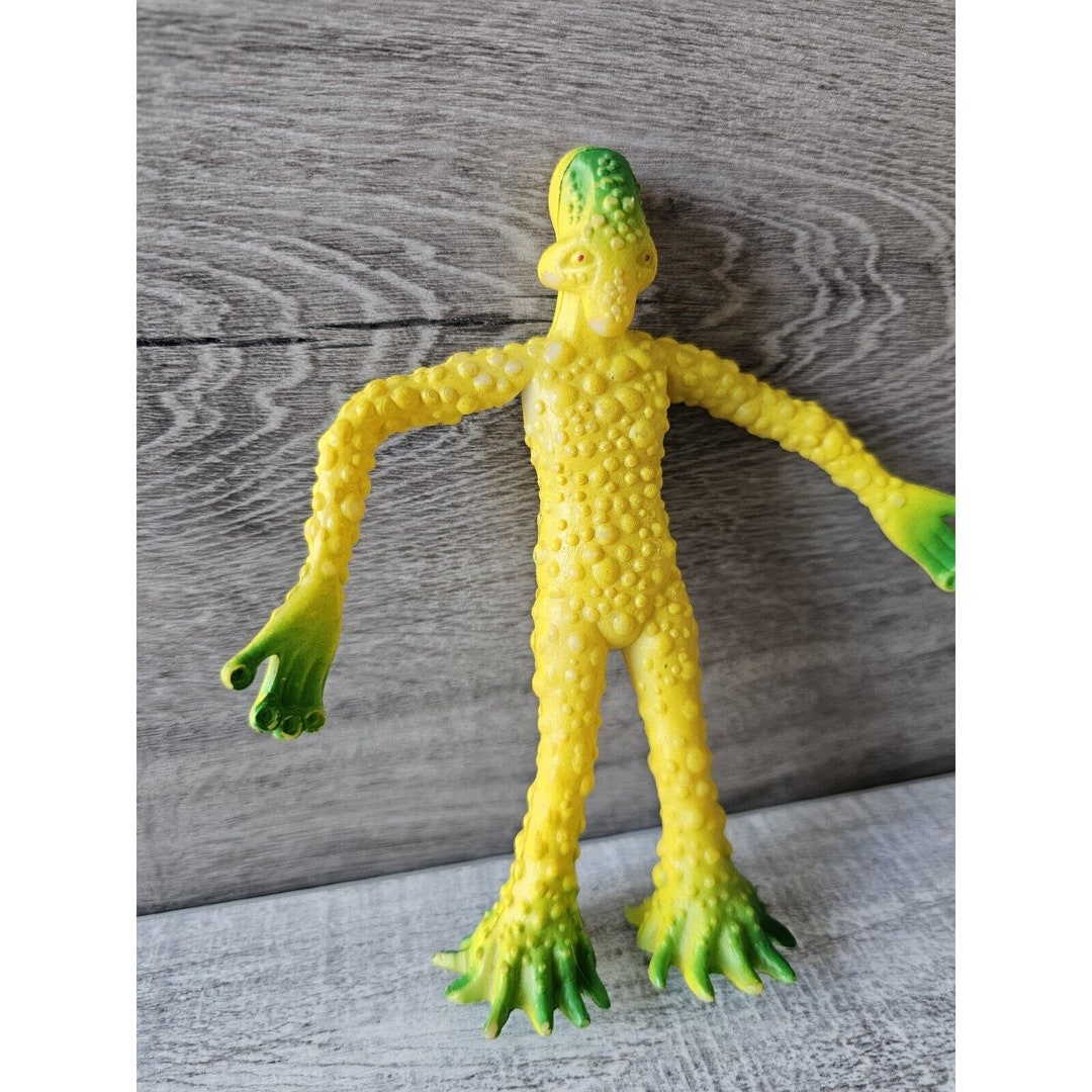 Vintage UFO Files Bendable Alien Action Figure Toy 1996 M.T Glow in the ...