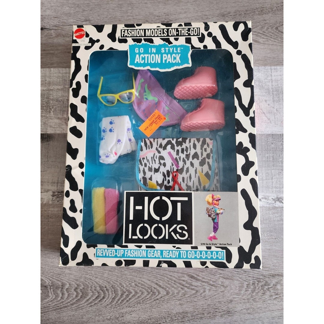 Mattel Hot Looks #5710 Go in Style Action Pack Doll Fashion Clothing ...
