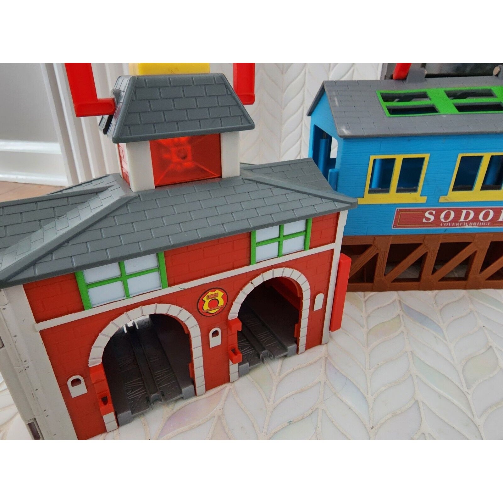 LOT Thomas & Friends Sodor Covered Bridge Take and Play 2007 3 Sets ...