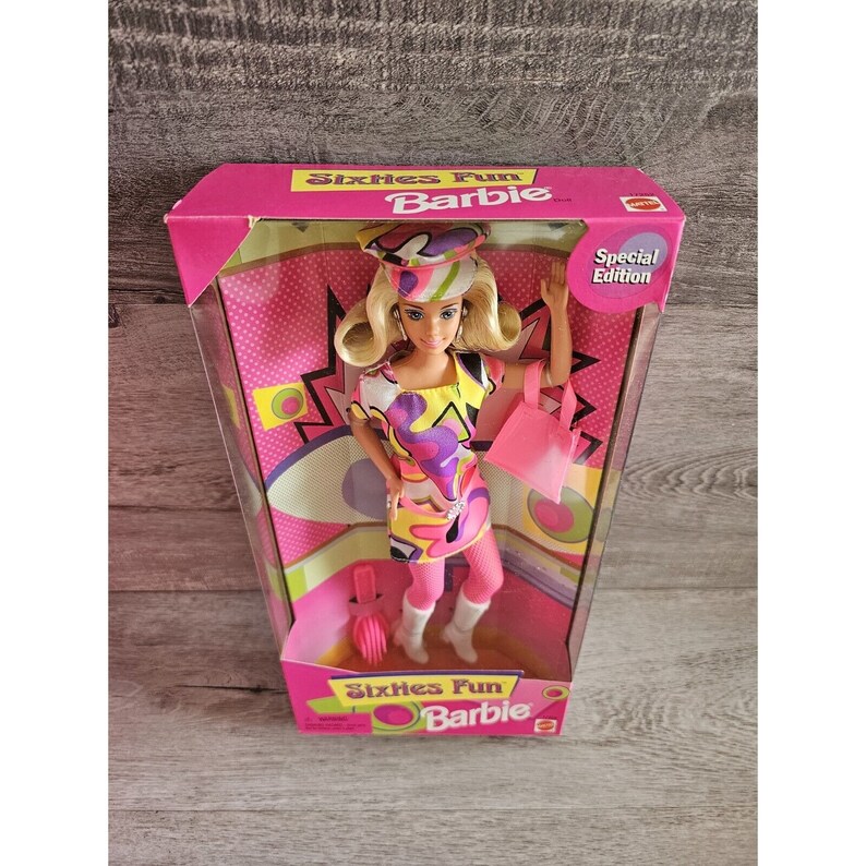 VTG Sixties Fun Barbie Doll Blonde Hair Special Edition 1997 Mattel ...