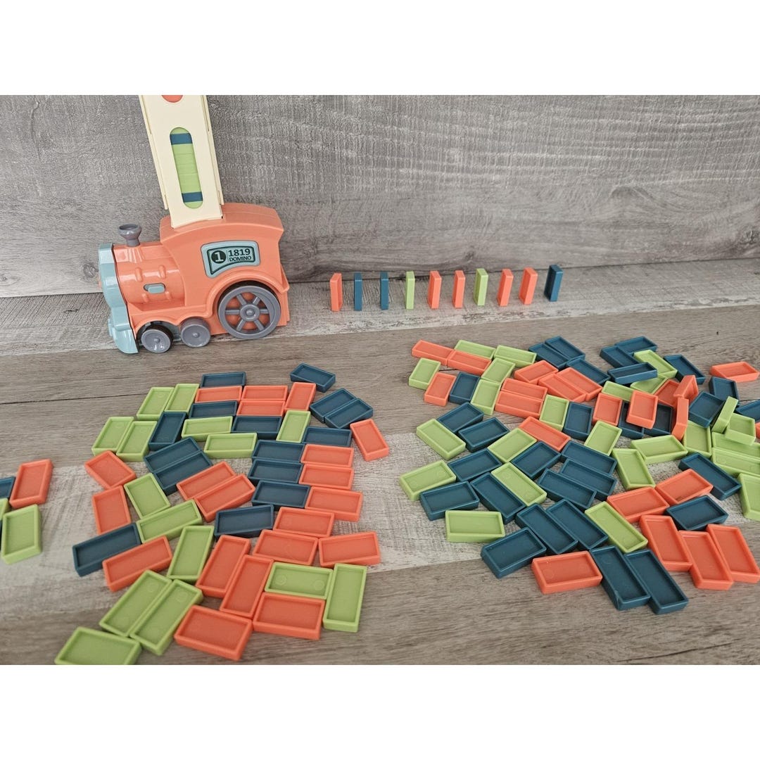 Electric Domino Train Laying Dominoes Brick Blocks Toy 180 Pieces WORKS ...