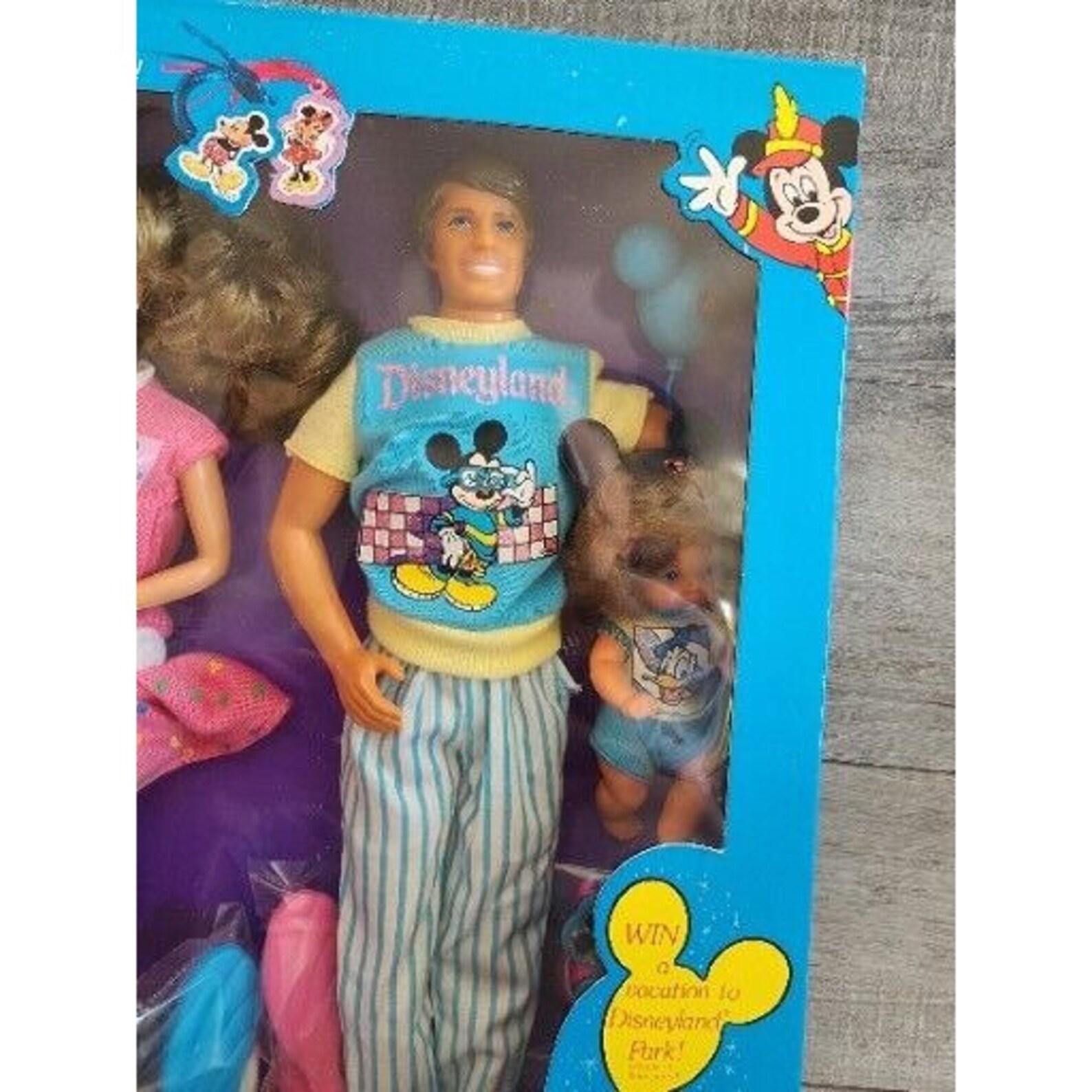 New Vintage 1990 Mattel the Heart Family Visits Disneyland Barbie Ken ...