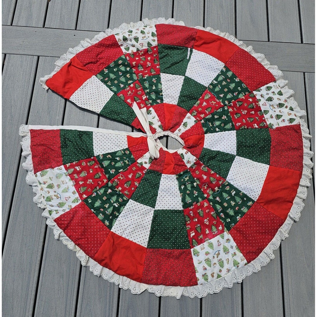 Vtg Handmade Tree Skirt With Patchwork Quilt Design Ruffles Christmas ...