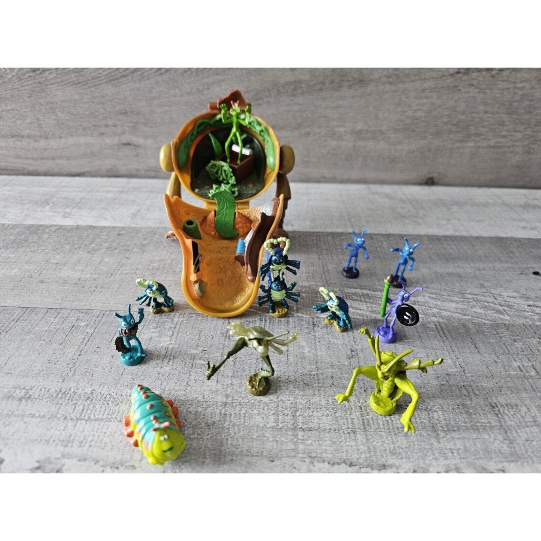Vtg Disney A Bug's Life Bug Circus Playset 6 1998 & 13 Mini Action ...