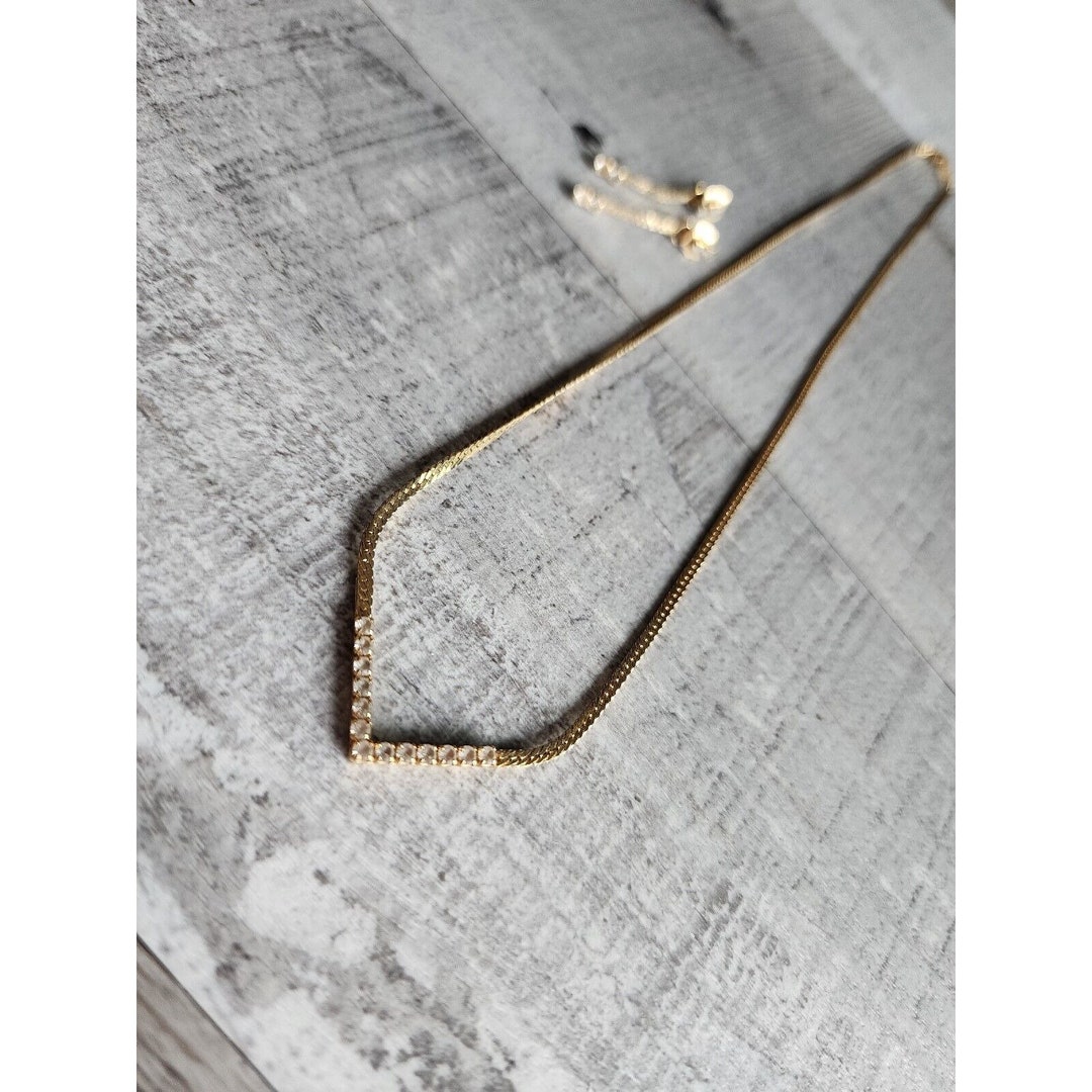 Vintage Avon Sparkling Crystal V-shaped Necklace and Dangle Earring Set ...