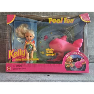 Vintage Pool Fun Kelly Baby Sister of Barbie Spraying Whale 1996 Mattel ...