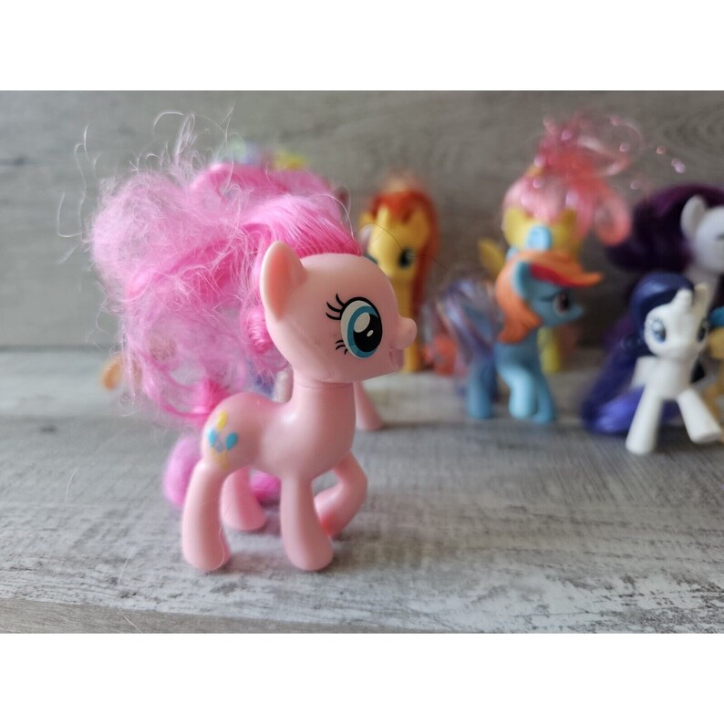 Lot of 23 My Little Pony Variety Pack Twilight Sparkle, Rainbow Dash ...