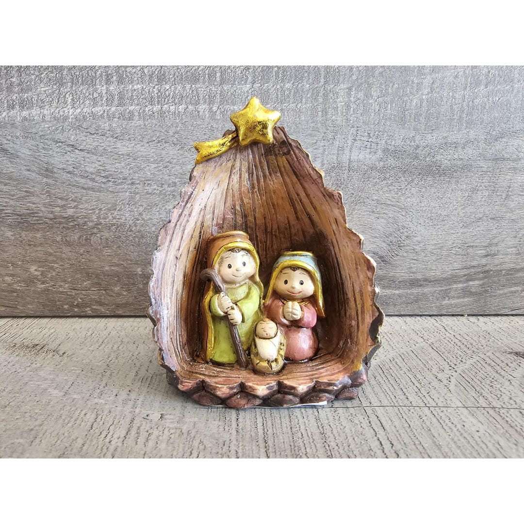 Nativity Scene in a Pinecone Christmas Decor Jesus Mary Vatican Savelli ...