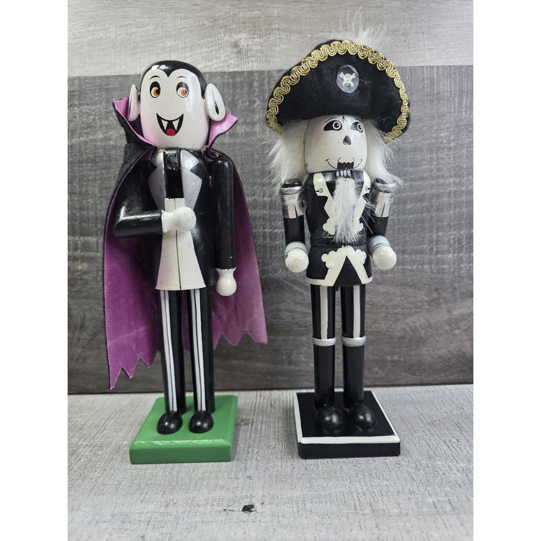Halloween Spooky Dracula With Cloak & Pirate Nutcracker Decor Wood Lot ...