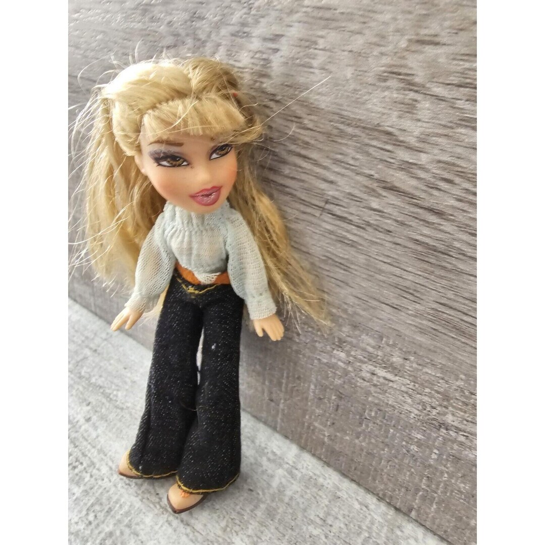 Vintage 2002 Cloe Bratz Doll First Edition Original Y2K Fashion Doll ...