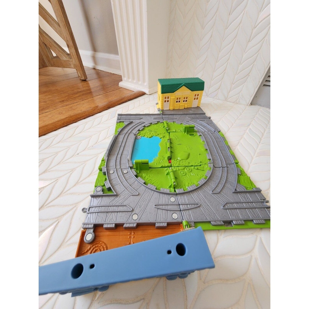 Thomas & Friends Take N Play Sodor Paint Shop and Paint Bill - Etsy Canada