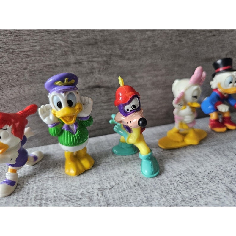 Disney's Darkwing & Duck Tales Lot Gosalyn Mallard Megavolt Scrooge ...