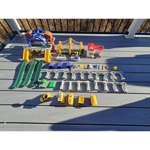 Fisher Price Geotrax Train Sets W Remote Grand Central Station, Bridge ...