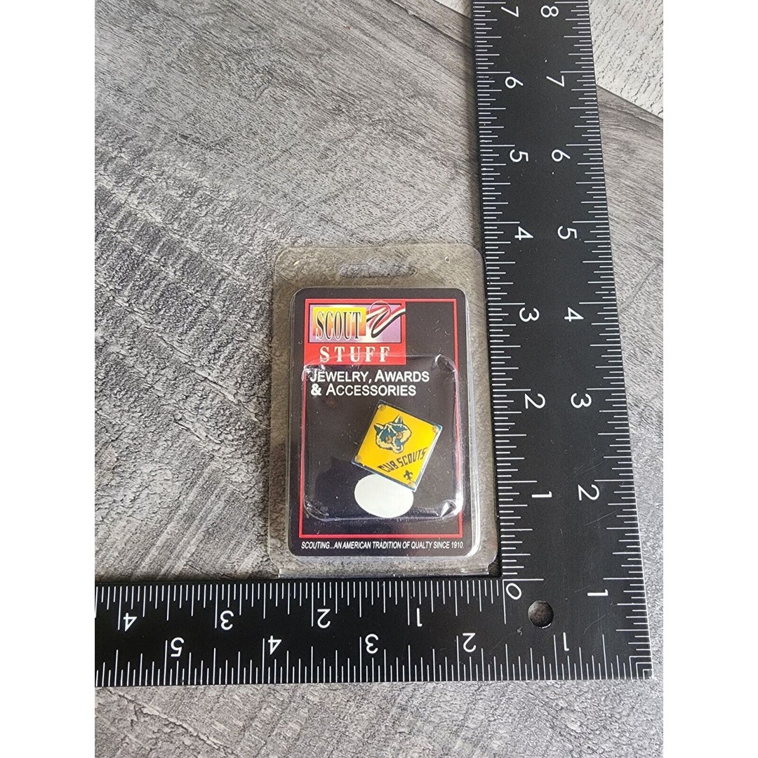 Cub Scouts BSA Lapel Pin NEW Boy Scouts Collectible Yellow & Blue ...
