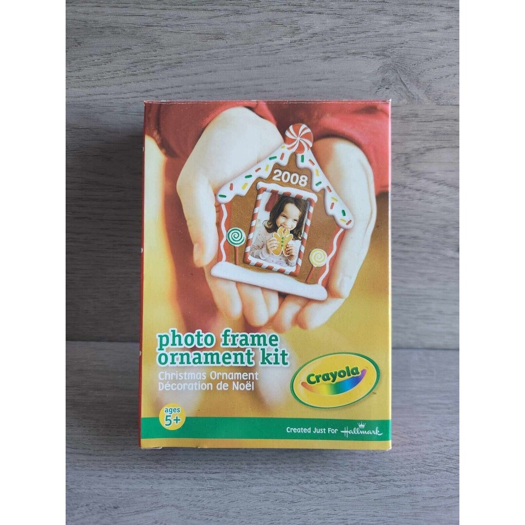 Hallmark Christmas Ornament Kit Gingerbread House Photo Frame Crayola ...