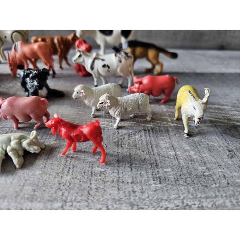 Vintage Huge Lot of Rubber Plastic Toy Farm Animals Sheep Pigs Cow Goat ...