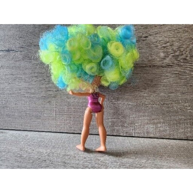 Hairdorables Harmony Highlights 2017 Neon Green Perm Hair With Blue ...