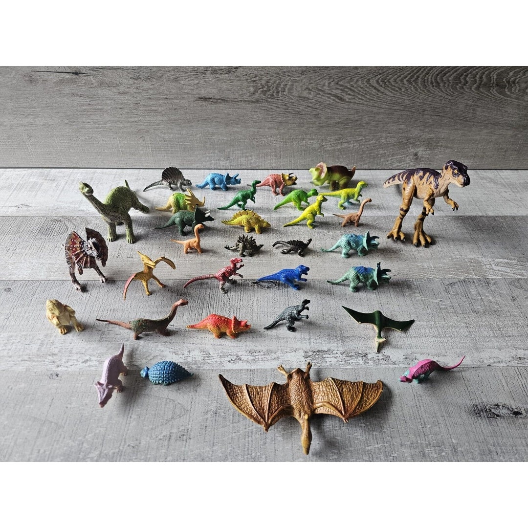 Dinosaurs Plastic Figures Lot of 33 1980s 1990s Vintage Toys ...