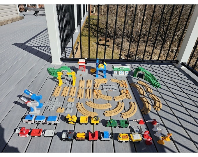 Geotrax Rail & Road System Replacement Train Track Piece Green Curve ...