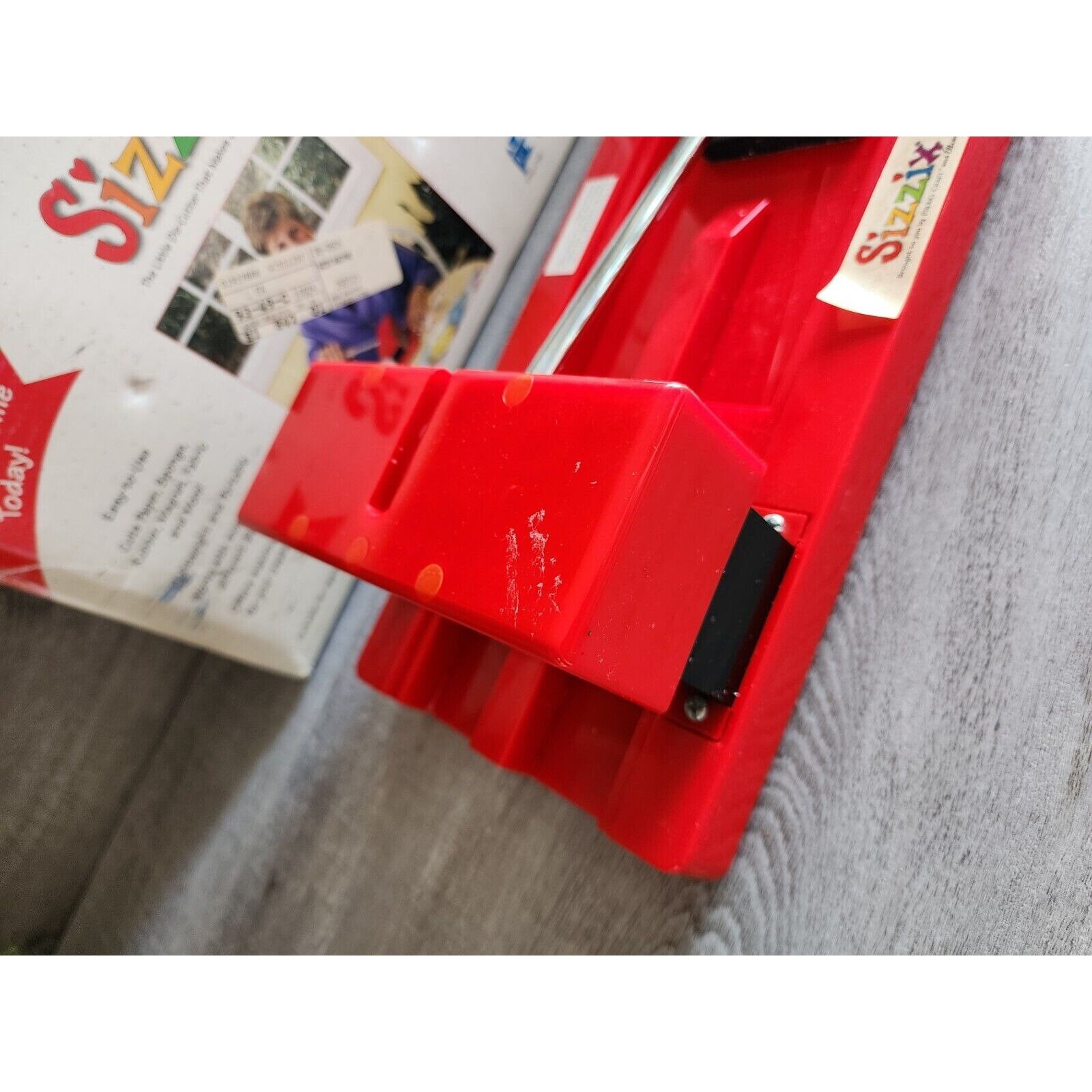 Sizzix Original Red Personal Die-cutter Press Machine 38-0605 Provo ...