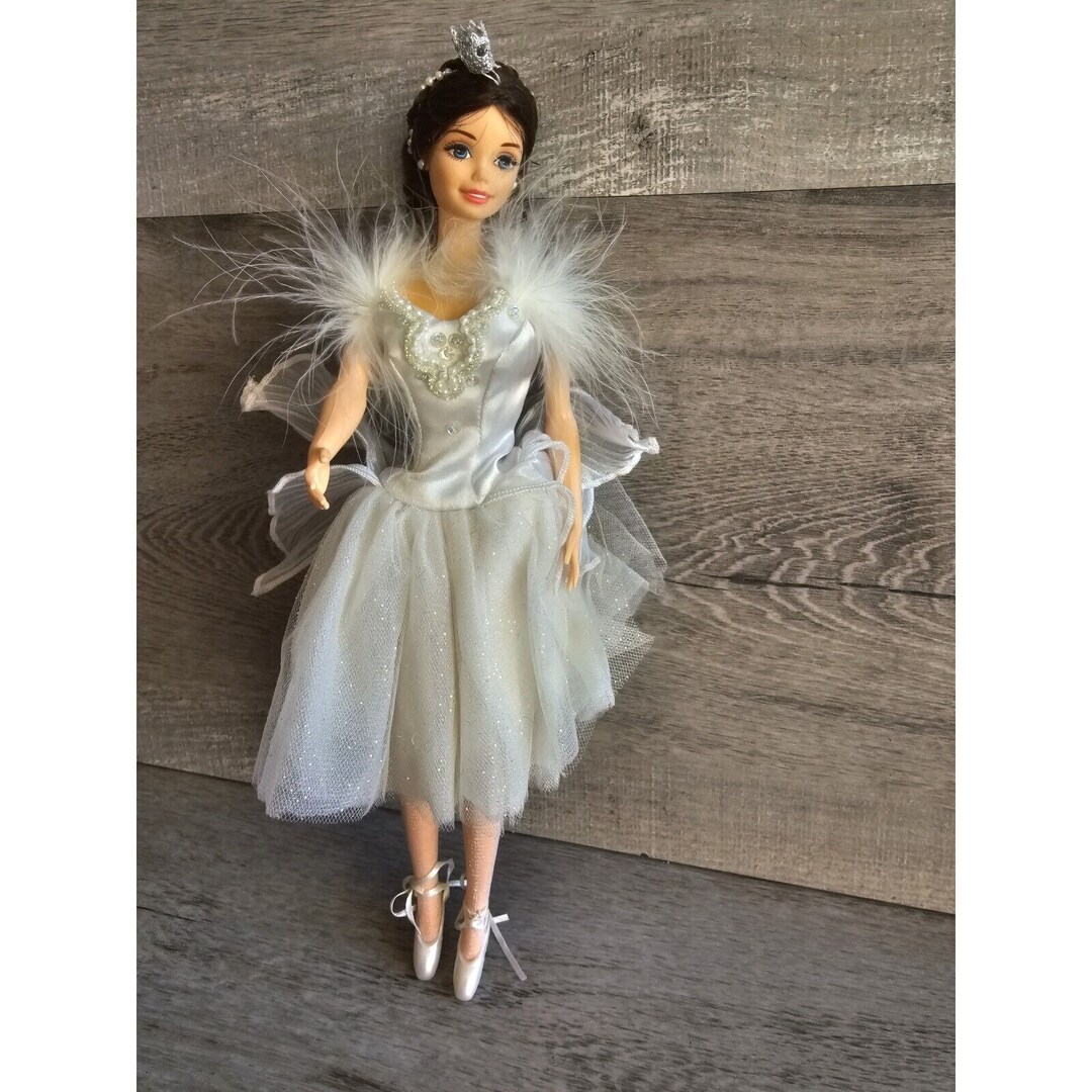 Vtg 1997 Swan Queen Barbie Ballerina Doll Swan Lake White Tutu No Box ...