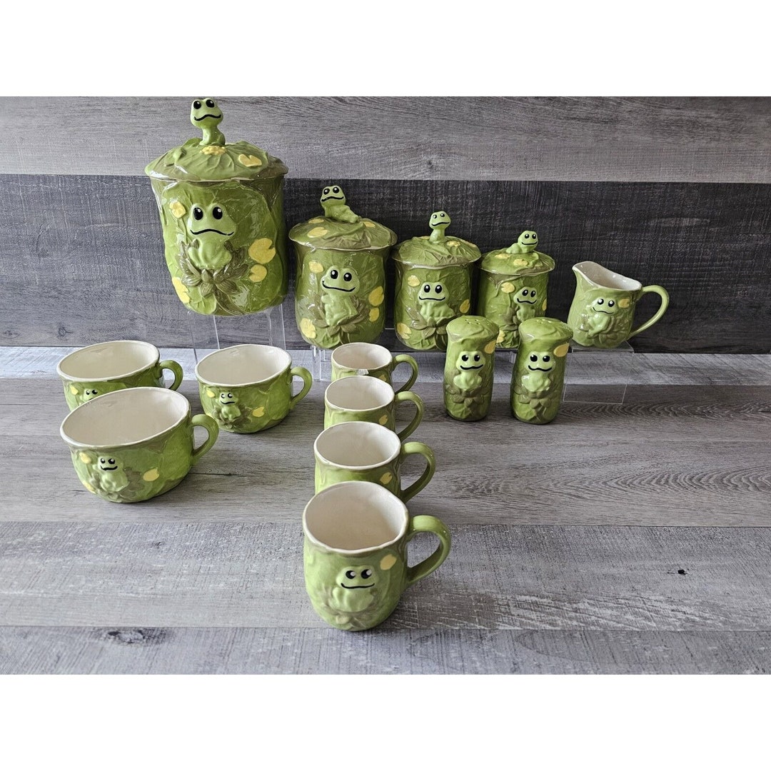 Frog Canister Cookie Jar Vtg Ceramic Handpainted 1970s , Cups, Salt and ...