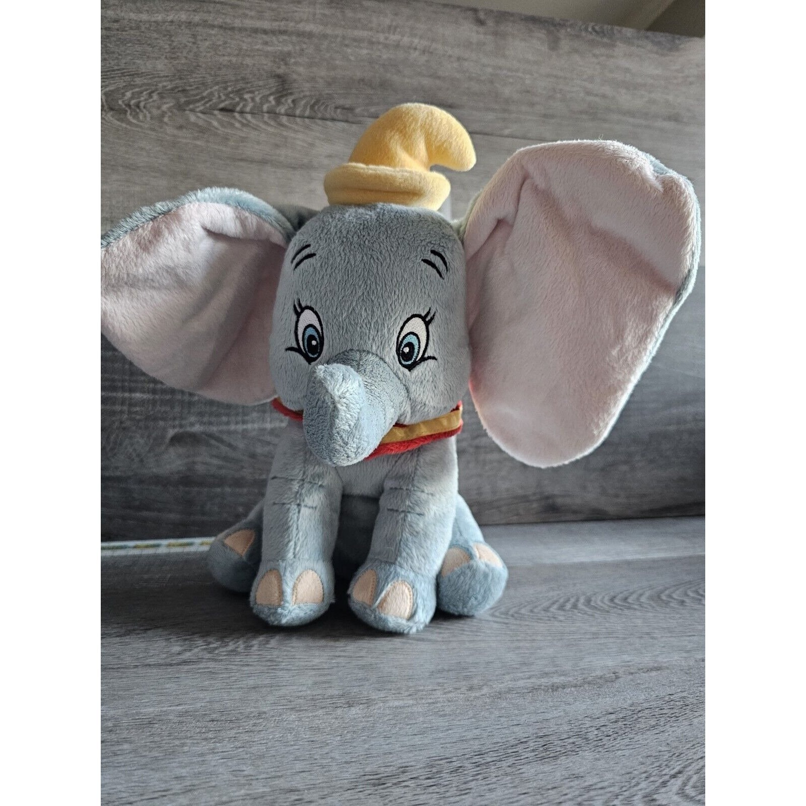 Cloud B Disney Dumbo Plush Soothing Sounds Music White Noise Machine ...