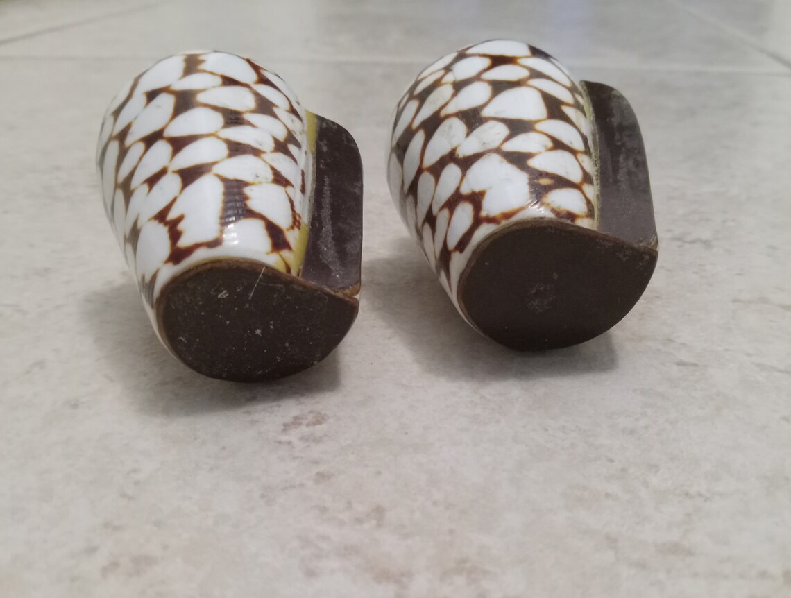 Vintage Shell Salt & Pepper Shakers - A Pair - Etsy