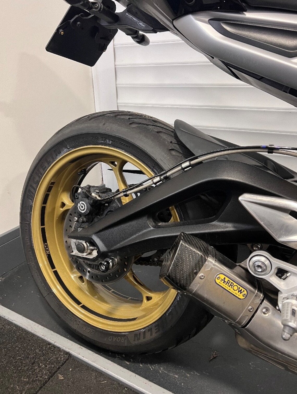 Triumph Street Triple Wheel Vinyl Kit - Etsy