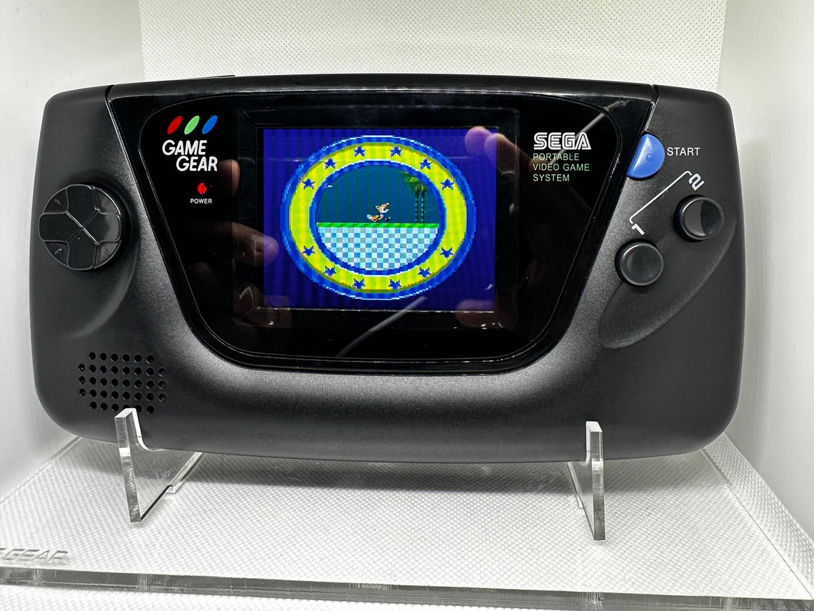 Sega Game Gear + New Capacitors + New Shell + New LCD Screen (bennvenn ...