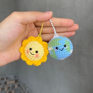 Crochet Earth and Sun Keychain, Sun and Earth Amigurumi, Mini Earth Sun ...