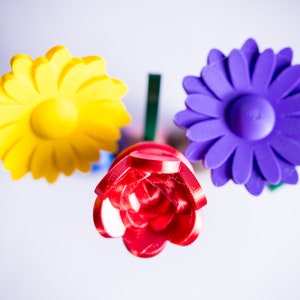 Set of 3 Very Pretty 3D Printed Flowers in Vases Includes All 3 Shown ...