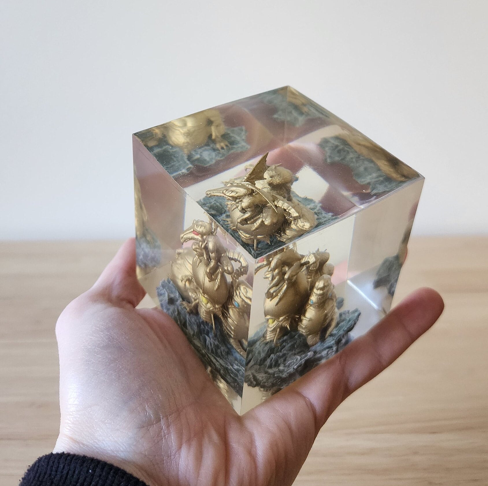 Super Metroid Golden Boss Statue - Etsy