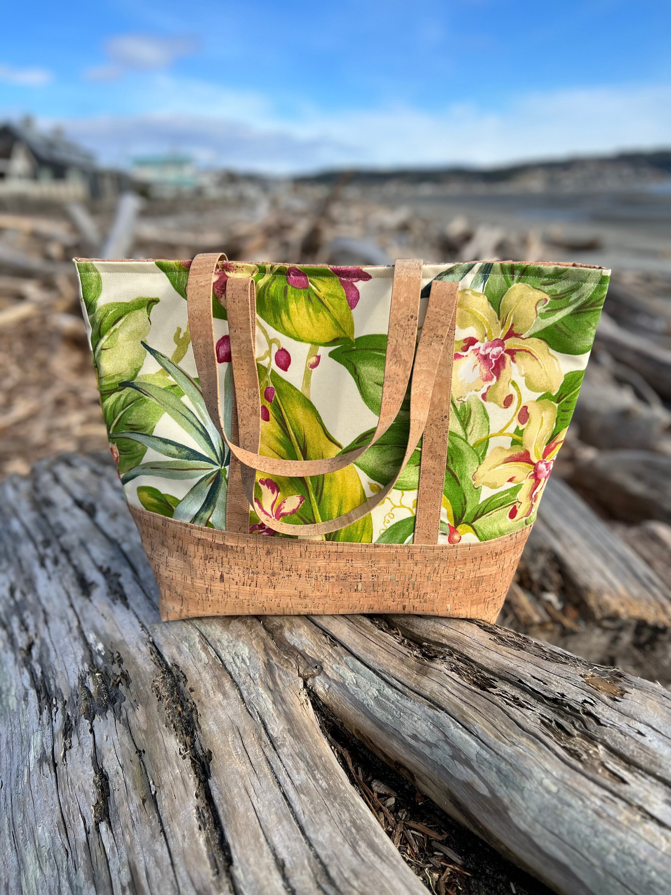 Bayview Beach Tote - Etsy