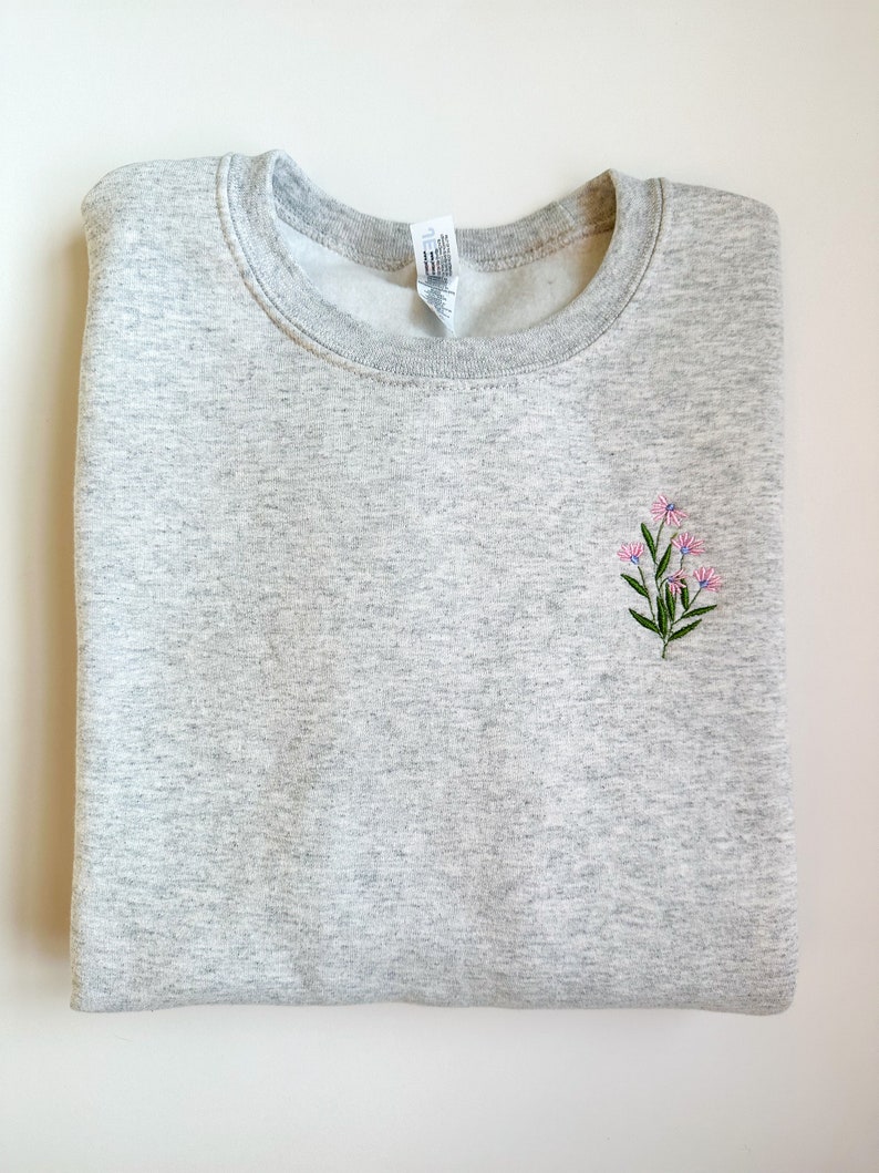 Floral Embroidered Sweatshirt || Floral Crewneck || Floral Sweatshirt ...