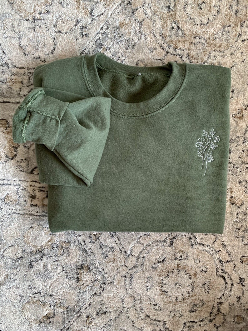 Embroidered Floral Sweatshirt || Floral Crewneck || Floral Sweatshirt ...