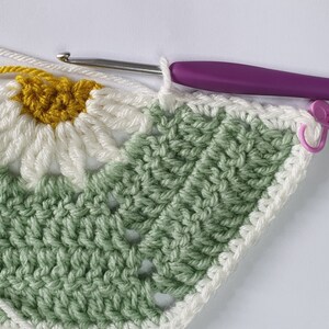 Hexadaisy Crochet Blanket Pattern by Meema Makes ®, Crochet Daisy ...