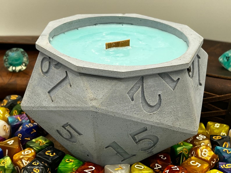 14oz Dnd D20 Candle Scented Dungeons and Dragons Roleplay - Etsy