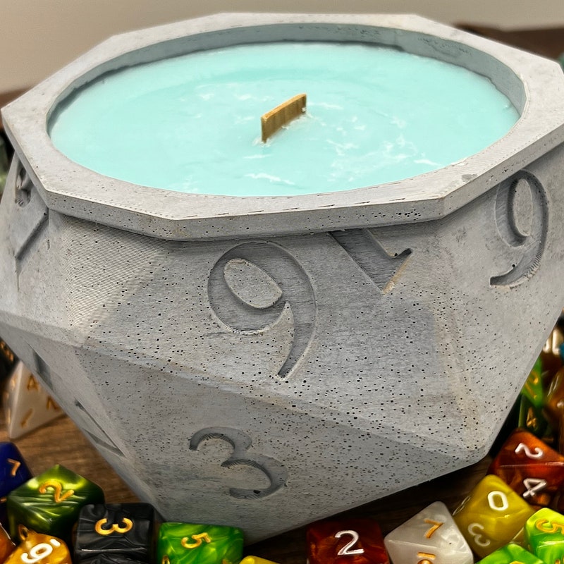 D20 Candle - Etsy