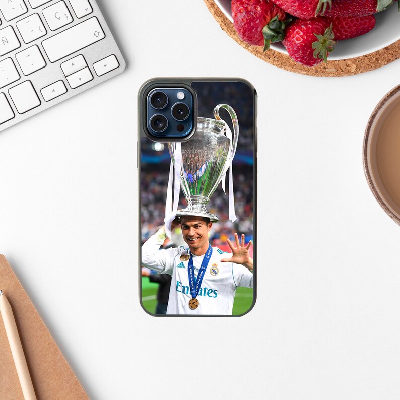 Cristiano Ronaldo Vintage Phone Case for iPhone 7/8/SE 2020 X/XR/11/12 ...
