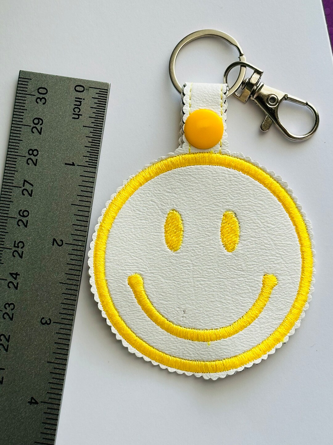 Smiley Keychains/smiley Face Keychain Friend Gift, Cute Keychain, Smile ...