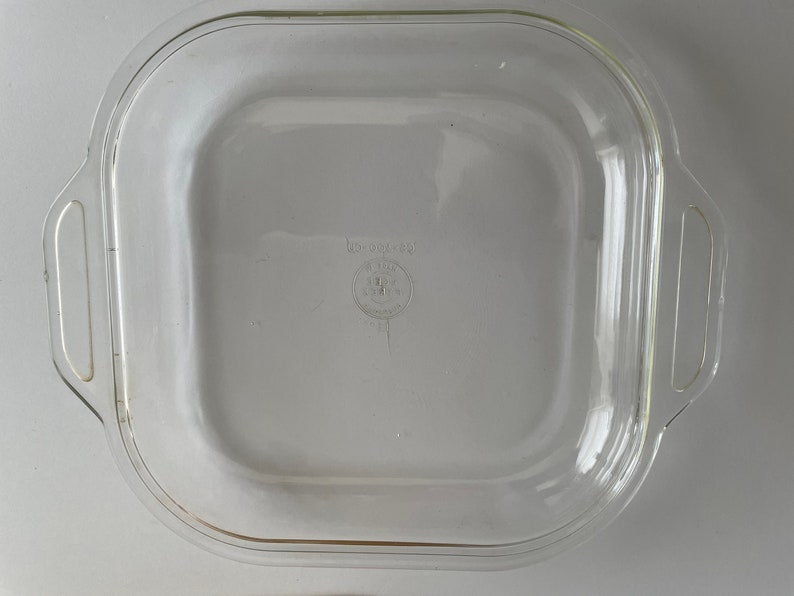 Vintage Agee Pyrex Golden Vector (kissing Frogs), Square Oven Dish in ...