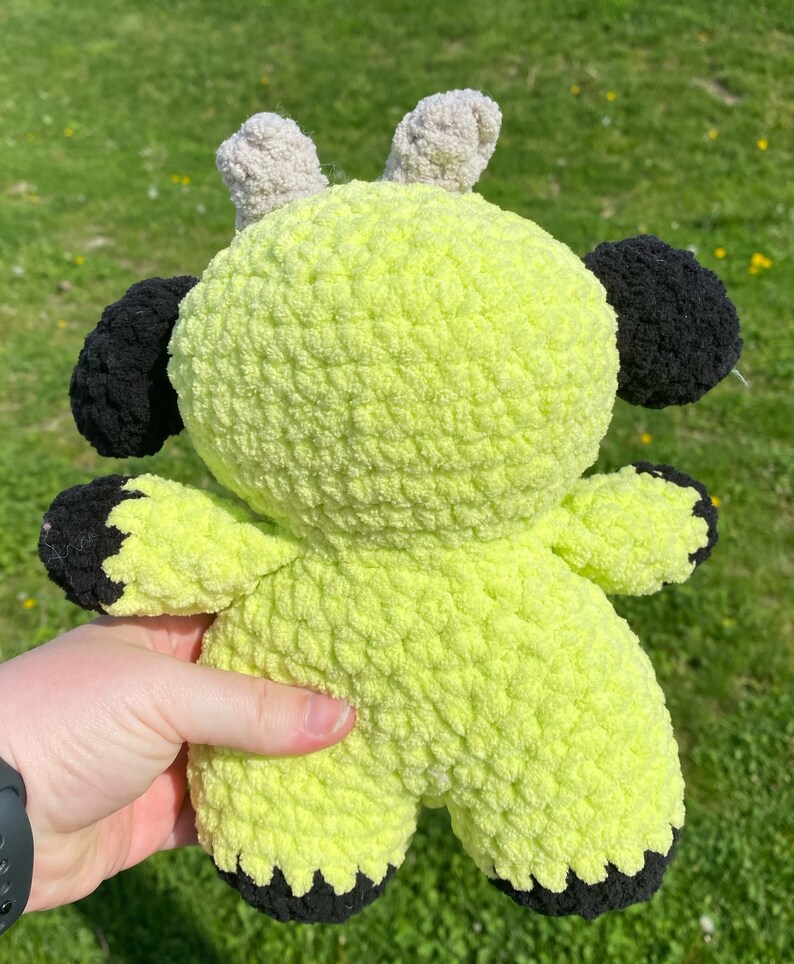 Crochet Green Cow Plushie, Lime Green Cow Plush, Cow Amigurumi, Toy Cow ...