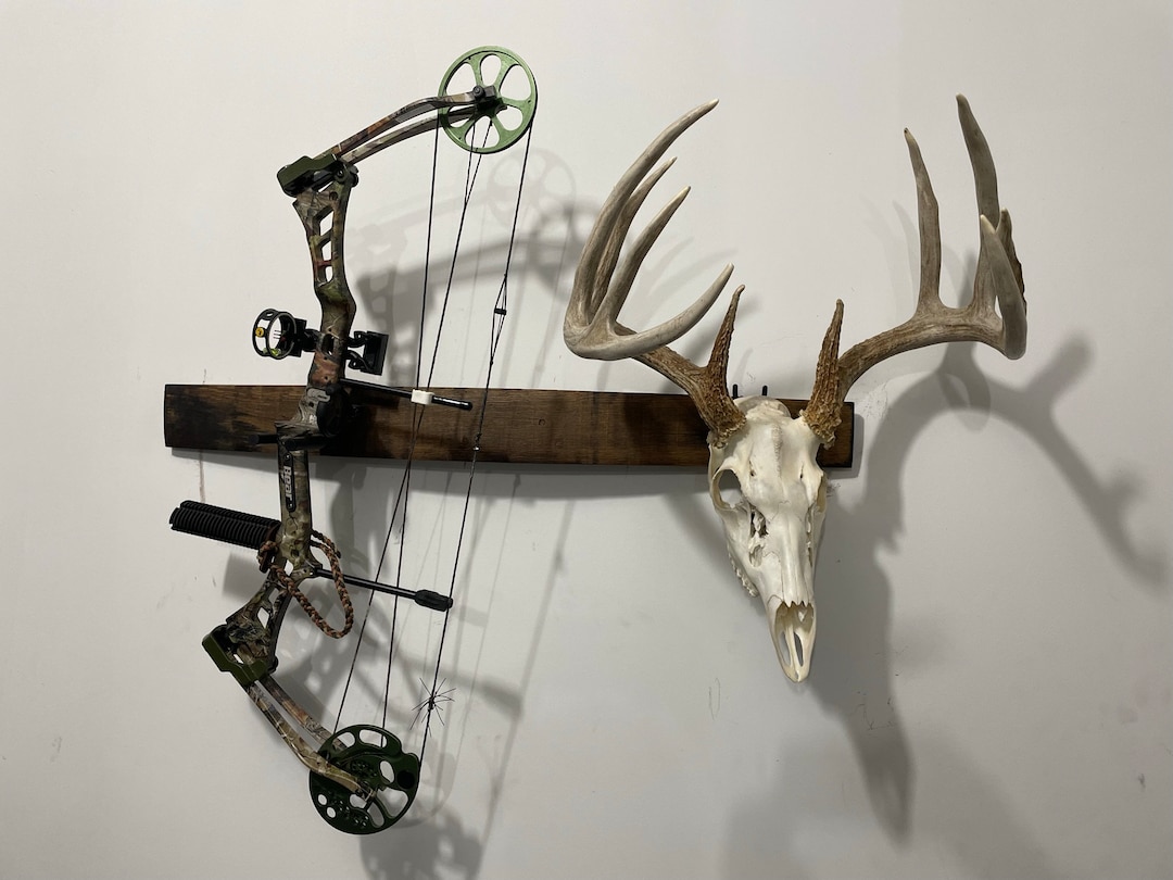 European Mount Plaque and Bow Holder Compound Bow Rack Display. Bow ...