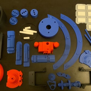 Life-size Pit Droid! Over 3 Feet Tall! DIY Model Kit! - Etsy