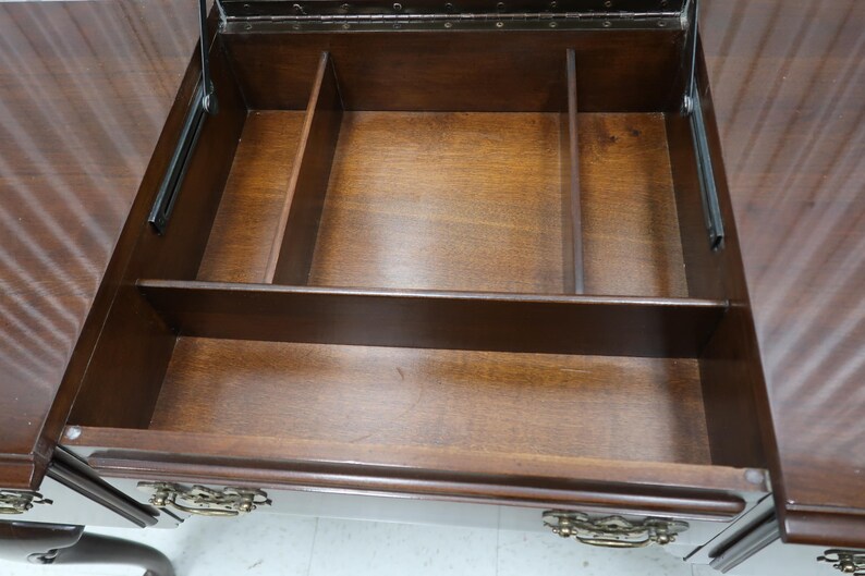 Ethan Allen Georgian Court Vanity Table Vintage Find - Etsy