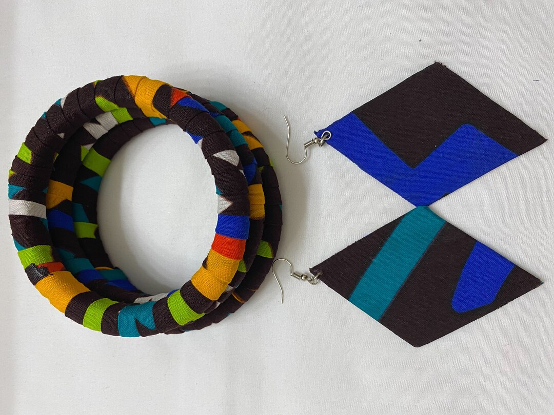 Large Wooden Bangles 3 and Earing in African Print Wrap Bangles ...