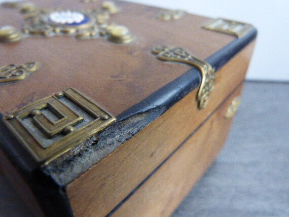 ZIMBERG Magnifying jewelry box, copper alloy trim, Na… - Gem