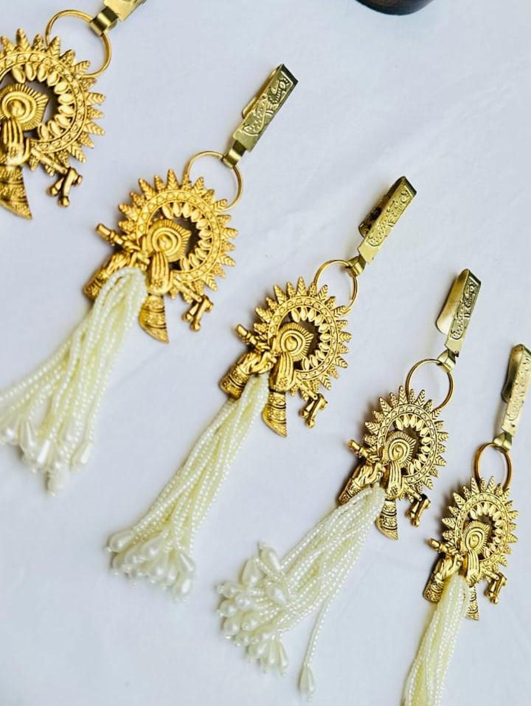 100 Pcs Sangeet Haldi Mehndi Giveaway Key Holders(chabi Ka Guchas ...