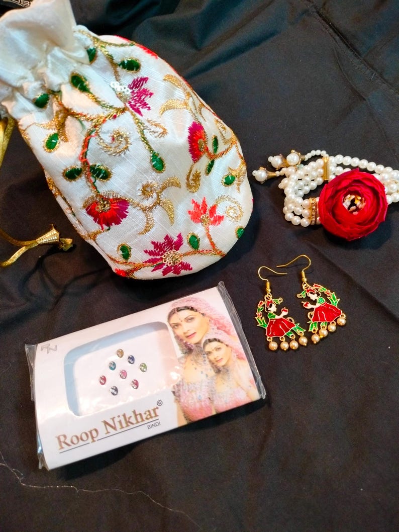 50 X Mehendi Favours Bridesmaid Gifts Wedding Return Gifts Sangeet ...